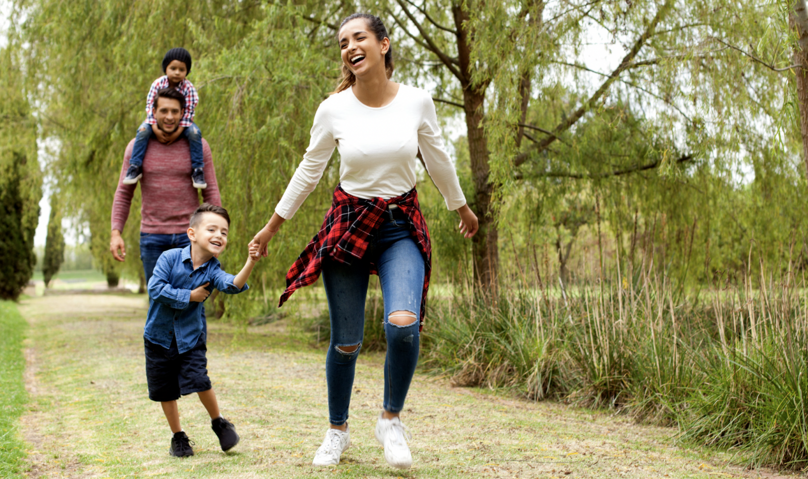 Benefits of a Family Getting Out | Ziddu